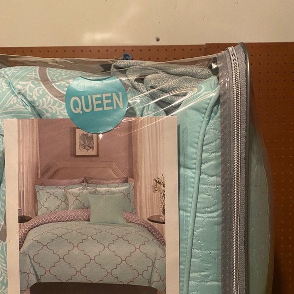 Bedding | Comforter Set Bed In The Bag | Poshmark